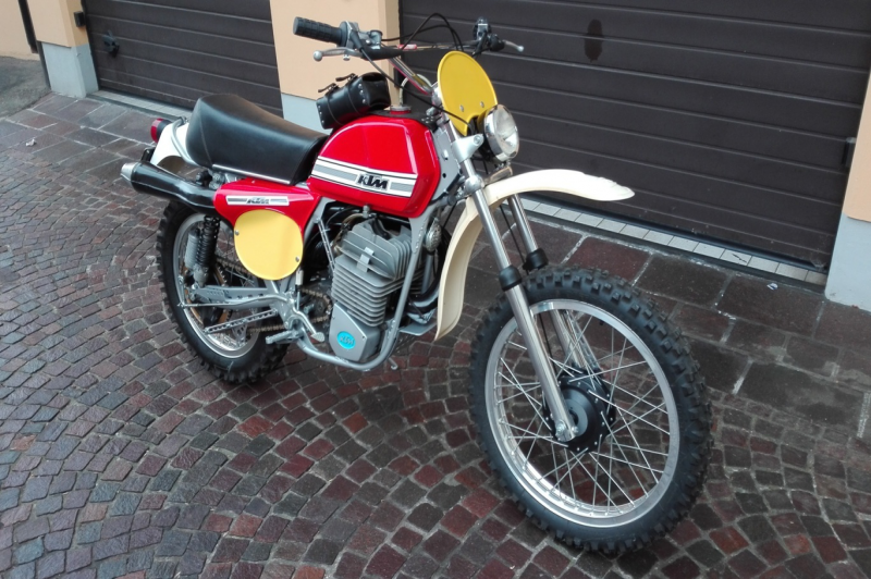 AutoMotoStory - KTM 250 GS